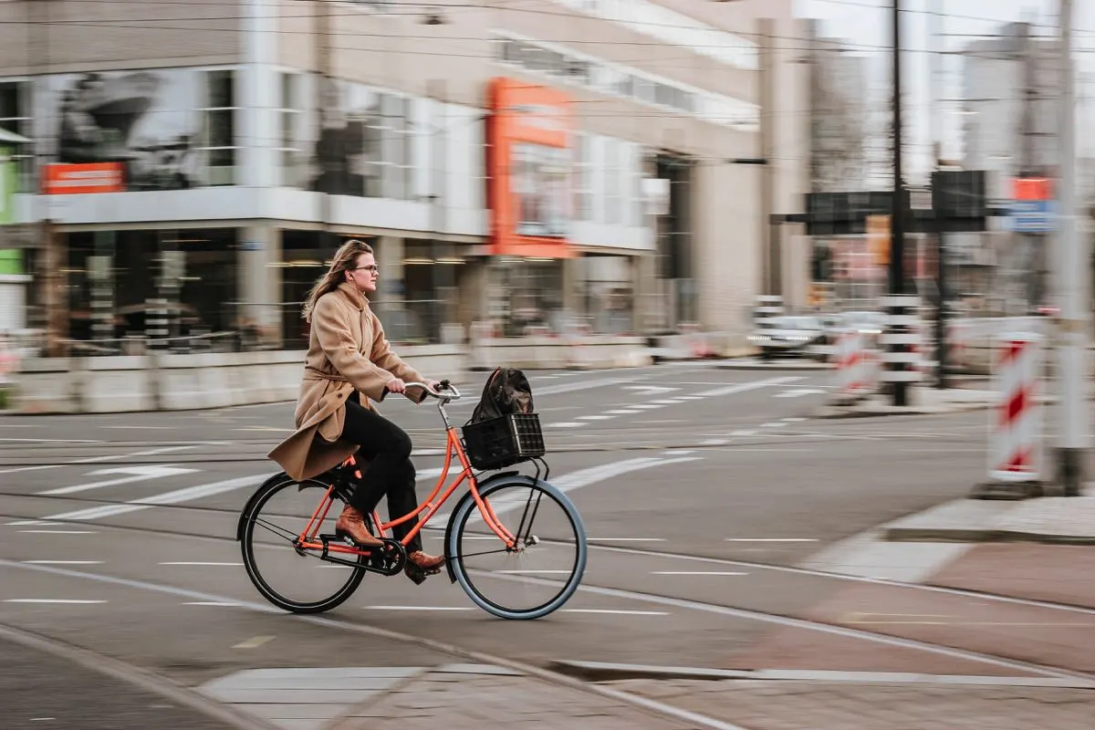 What should I look for in a city bike? VolataCycles.com